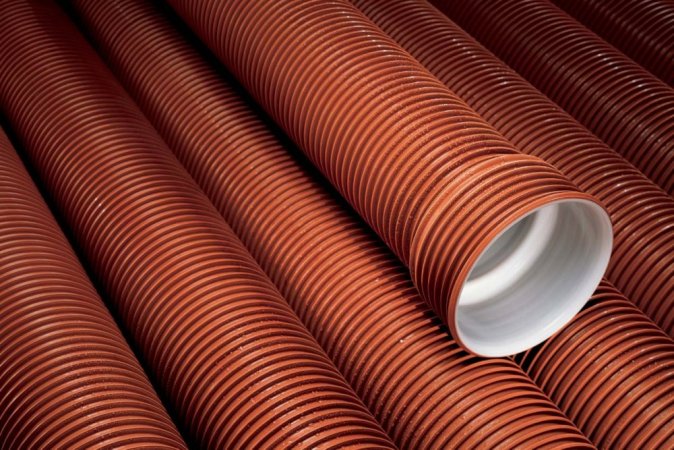 ŽEBROVANÉ POTRUBÍ UR2 - ULTRA-RIB 2 SN10